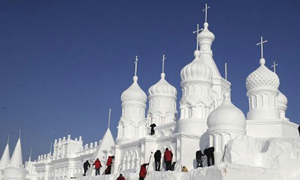 Орос жуулчдын хот - Манжуур :: www.touristinfocenter.mn