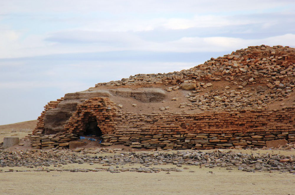 Code: ST-2 GOL MOD II – Archaeological tour :: www.touristinfocenter.mn