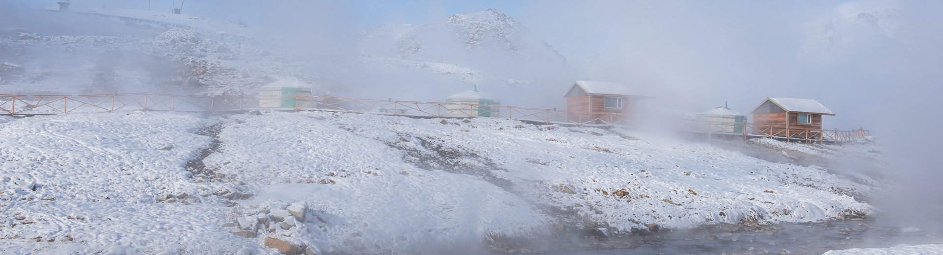 Khuvsgul lake :: www.touristinfocenter.mn